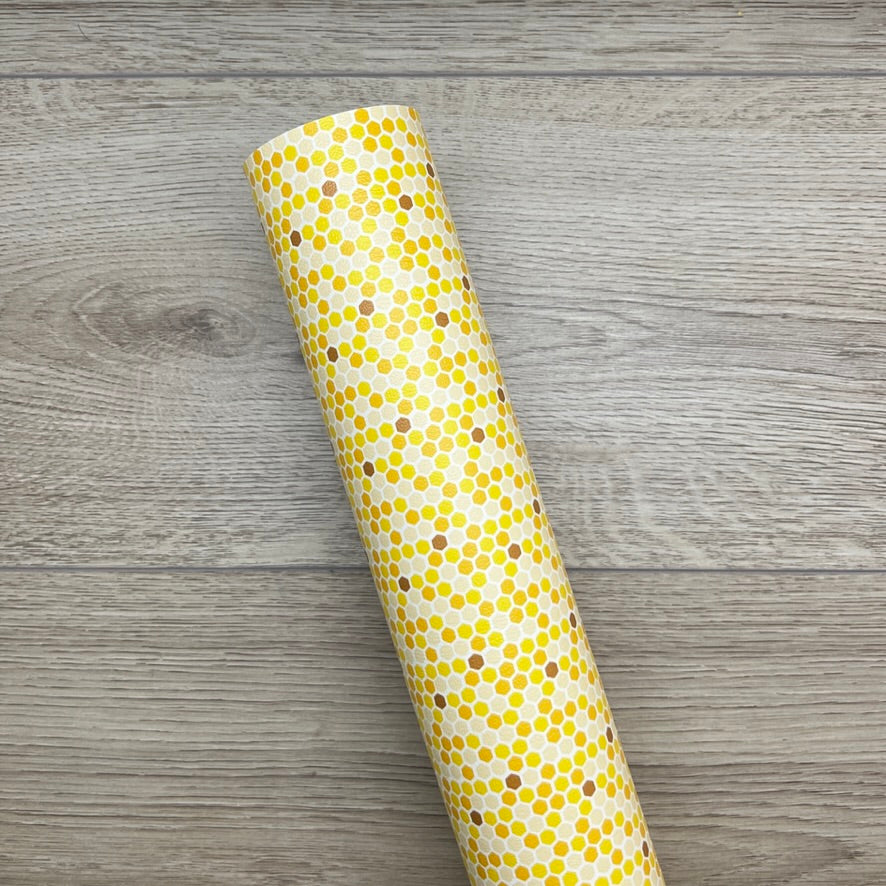 Honey Bee HC 126 – The Polka Dotted Peach Supply Co.